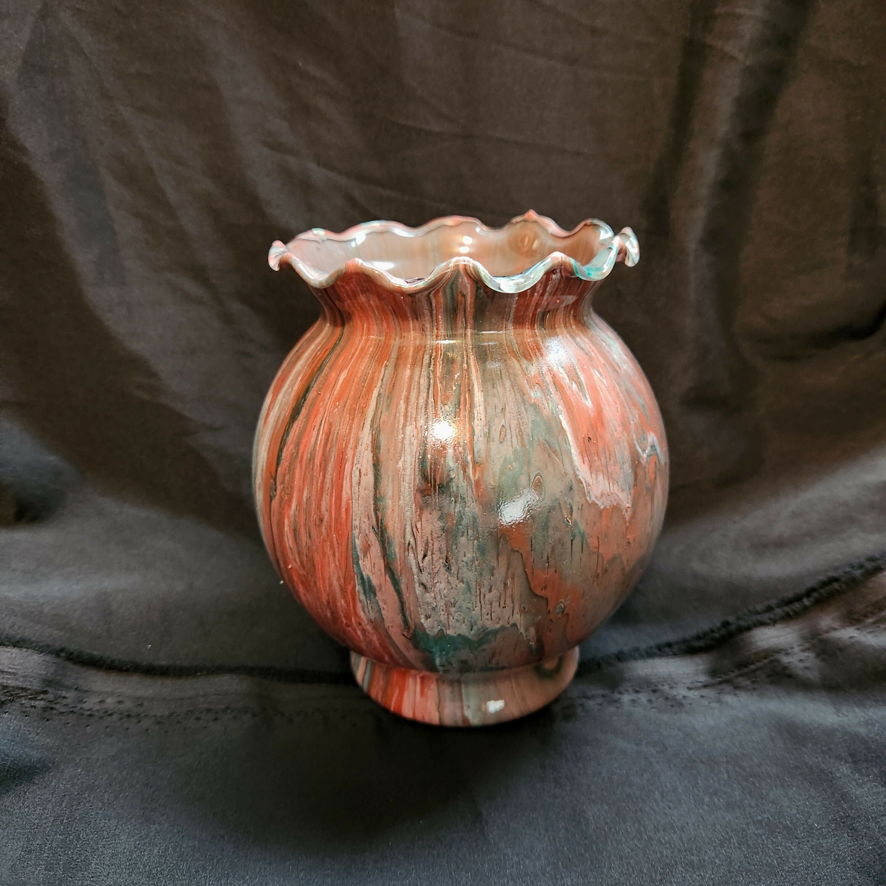 Glass and acrylic pot – Sip and Shop Cafe